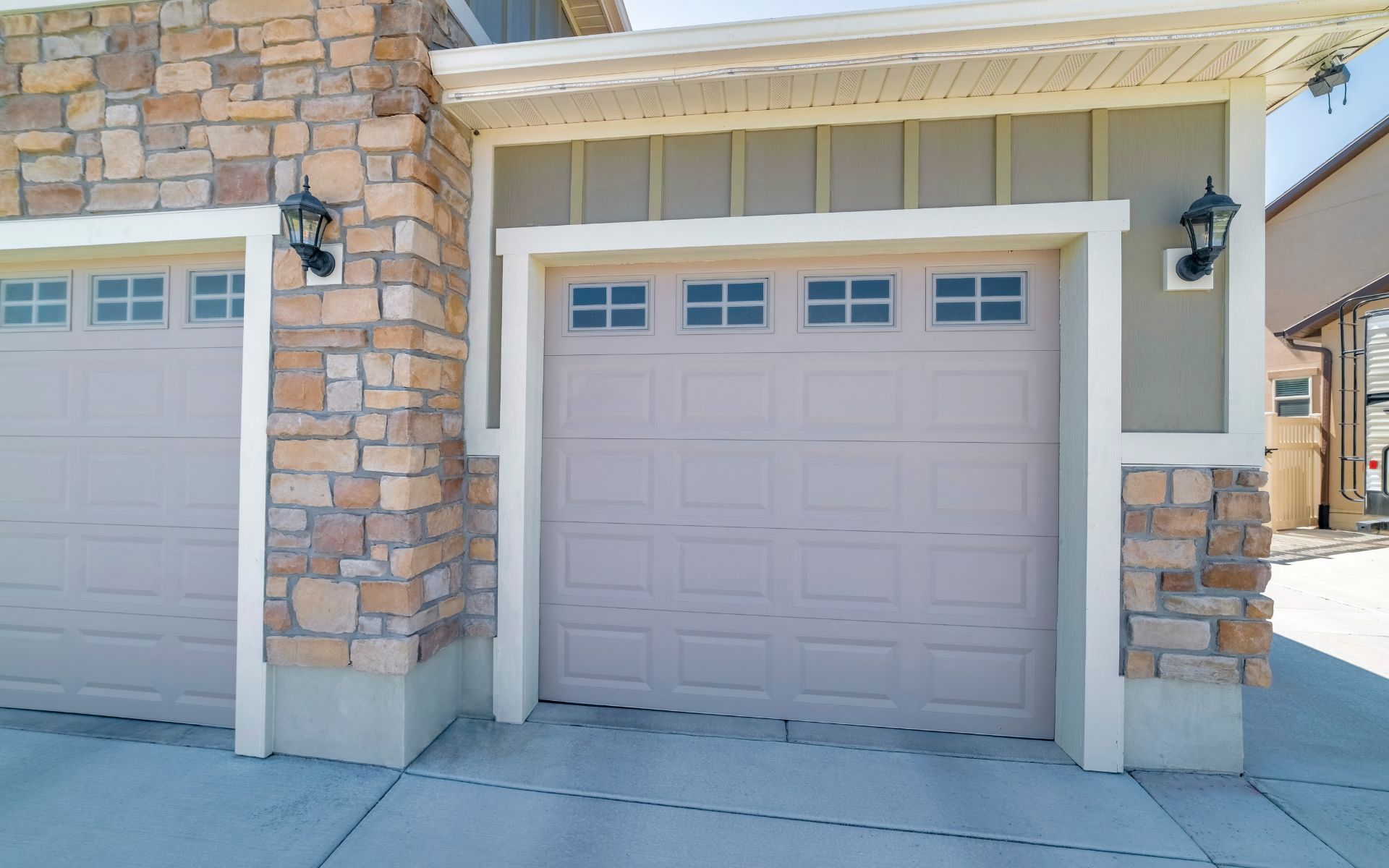 Garage Door Repair Phoenix AZ | Installations & Service | 4 Sons